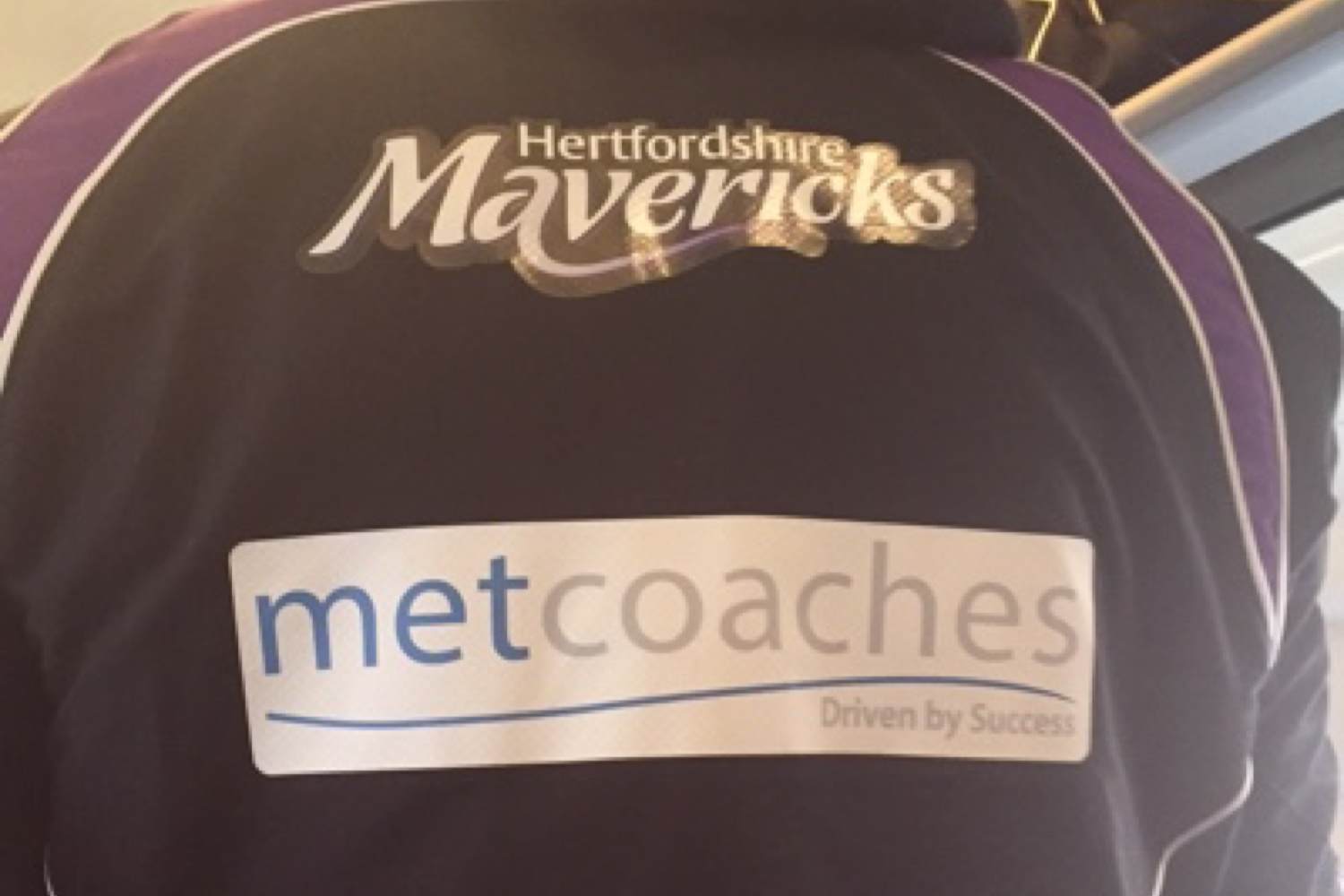 Hertfordshire Mavericks Sponsor - MET Coaches